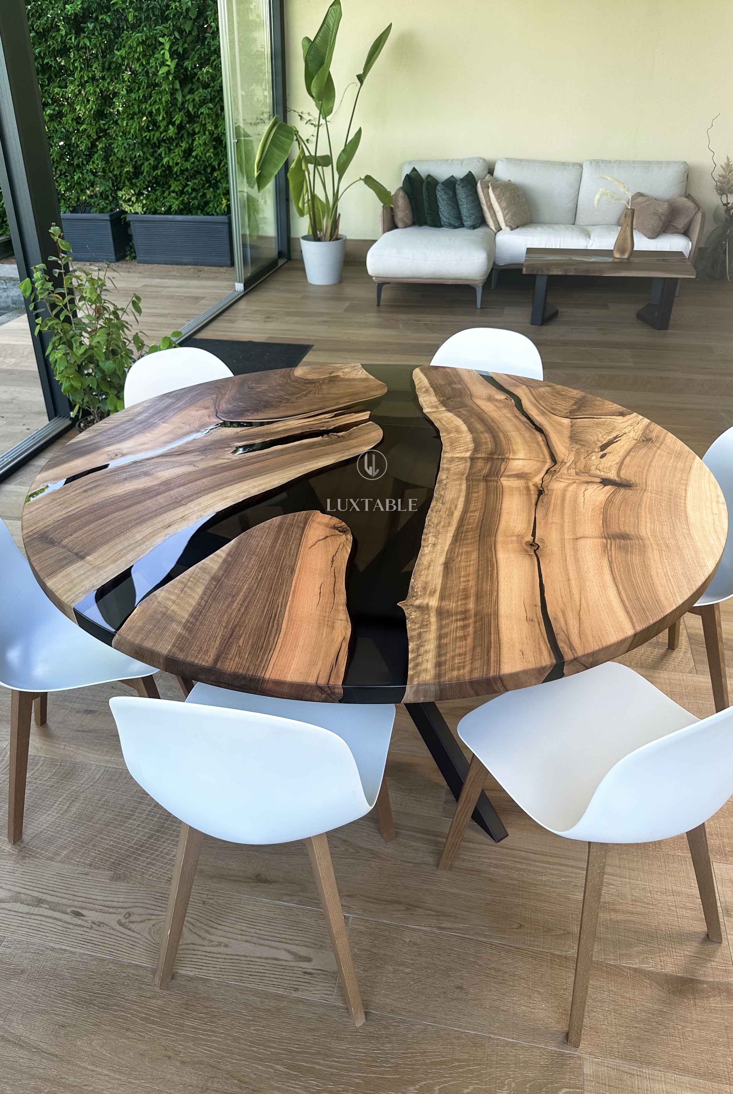 Walnut wood table in smoke gray epoxy resin, various sizes Brooke ...